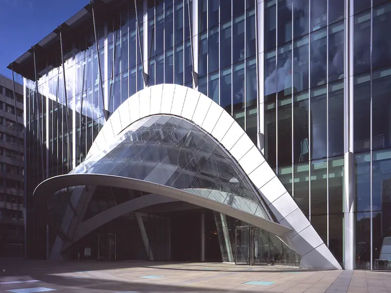 Linear Sliding Doors Projects | Open Entrances London UK