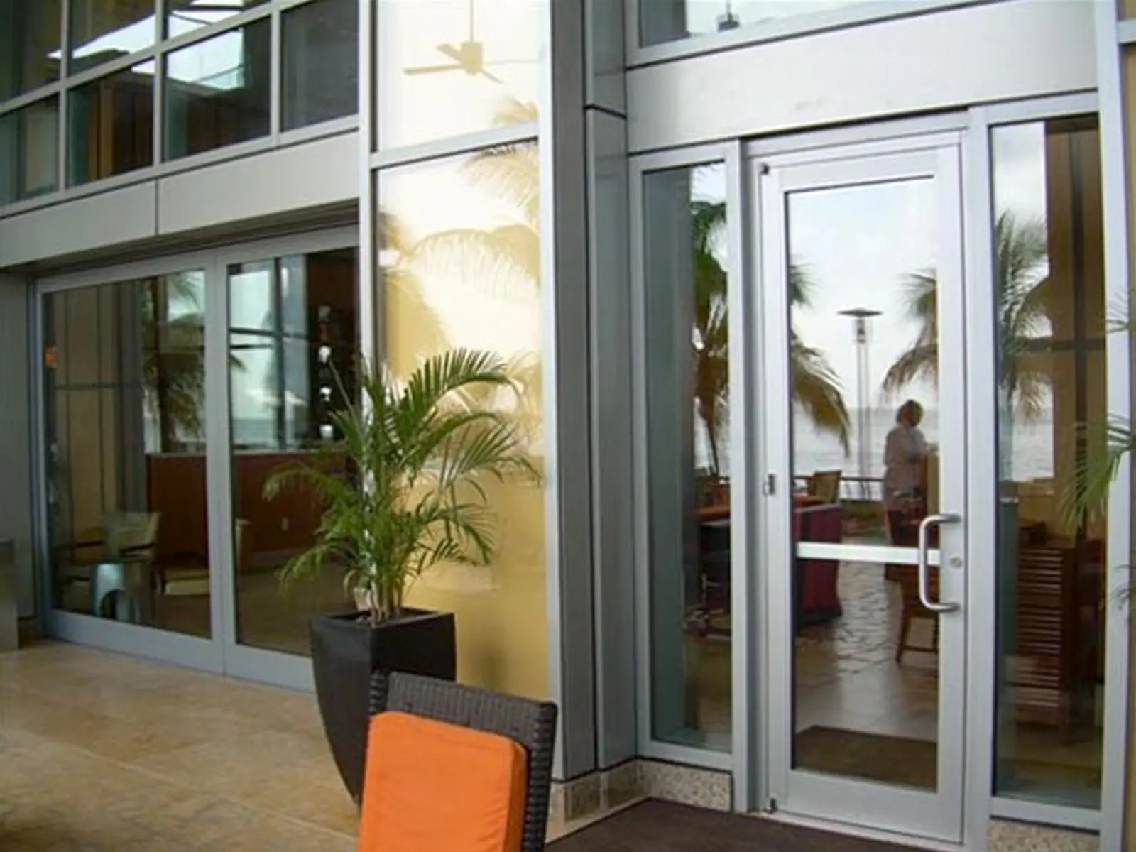 Oversized (tall) Glass Linear Sliding Doors Case Study: Linear Sliding ...