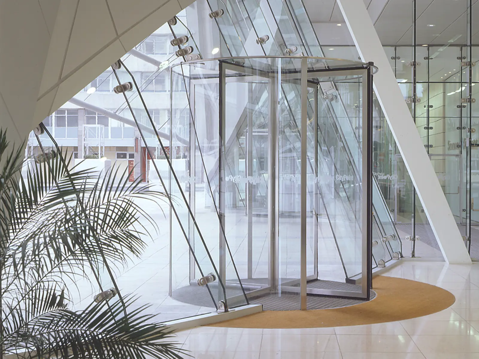 Oversized (tall) Linear Sliding Doors Case Study: Linear Sliding Doors ...