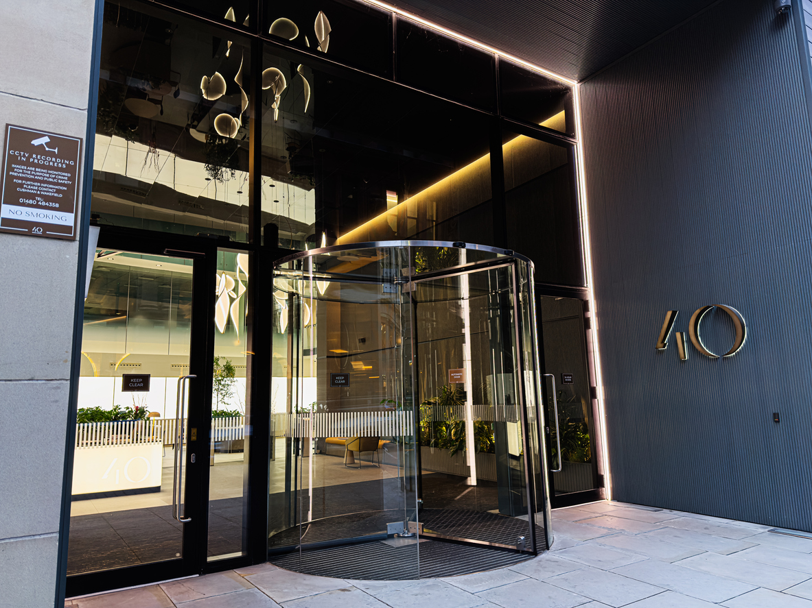 The Hidden Role of Entrance Glazing in Noise Control and Internal Comfort